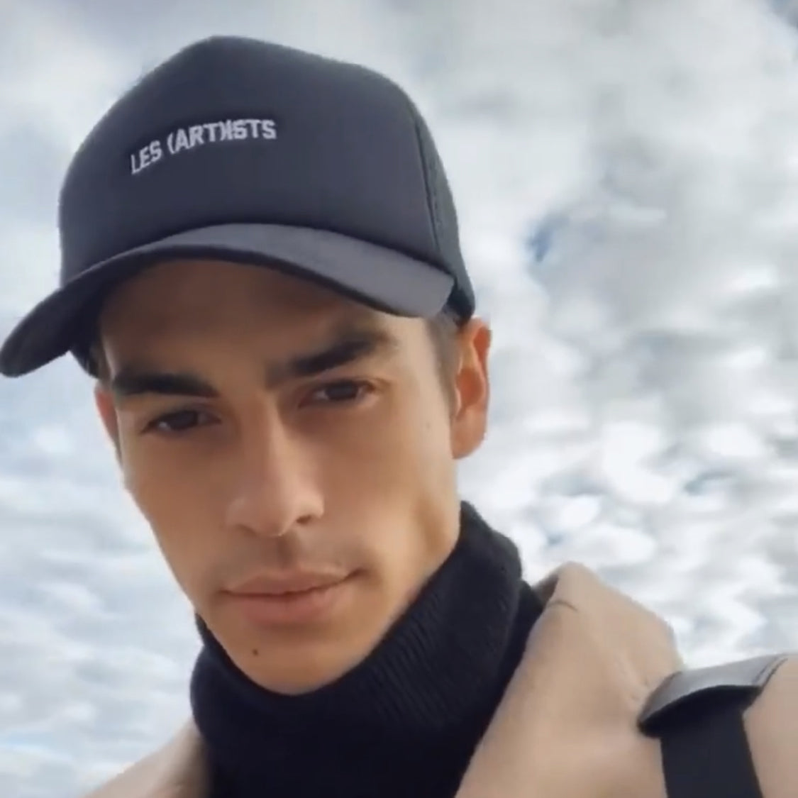 CORENTIN HUARD – LES (ART)ISTS